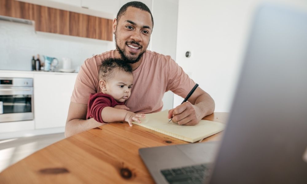 7 Legit Ways to Make a Living as a Stay At Home Dad - AskDads